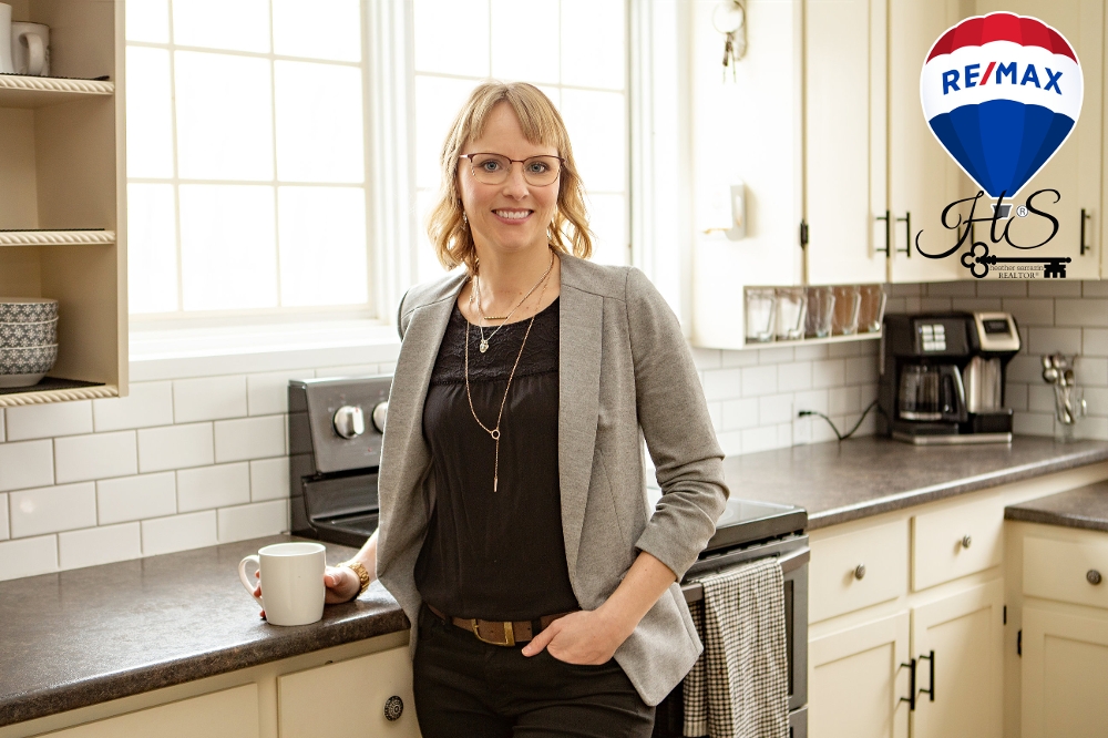 HEATHER SARRAZIN : RE/MAX Of The Battlefords - Located in Shell Lake : Home